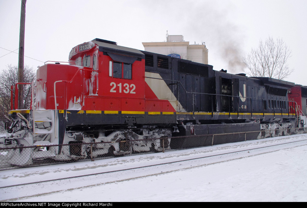 CN 2132